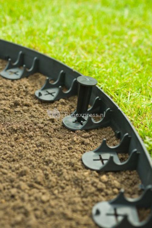 Nature Flexibele borderrand met grondpennen H 4,5 cm x 1 m - set van 4 | Tuinexpress.nl