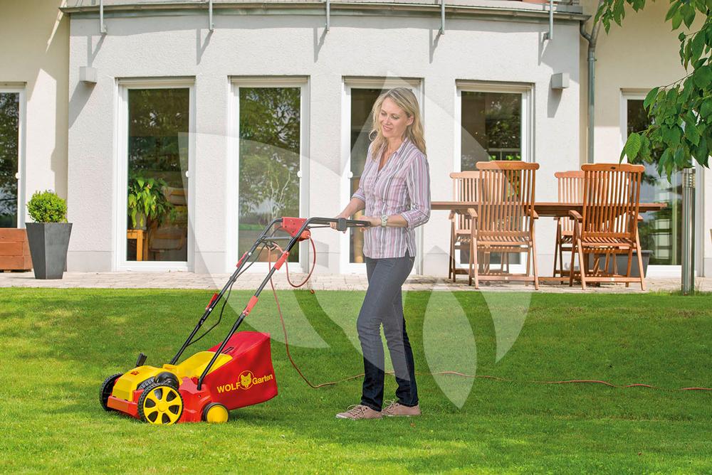 Wolf Garten VA 303 E elektrische verticuteermachine | Tuinexpress.nl